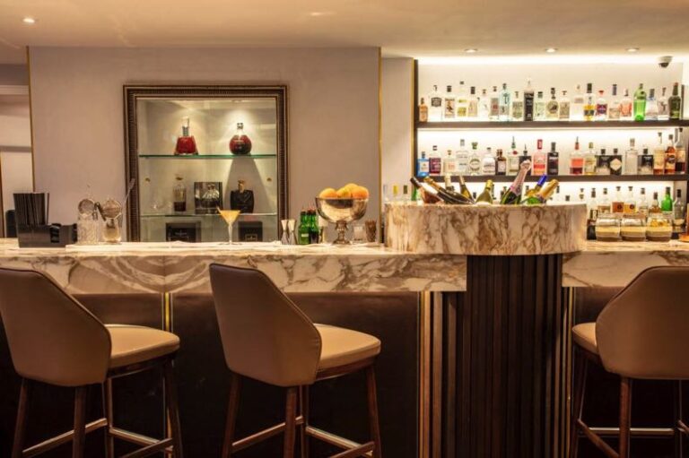 The Roseate Reading - Five Star Hotels