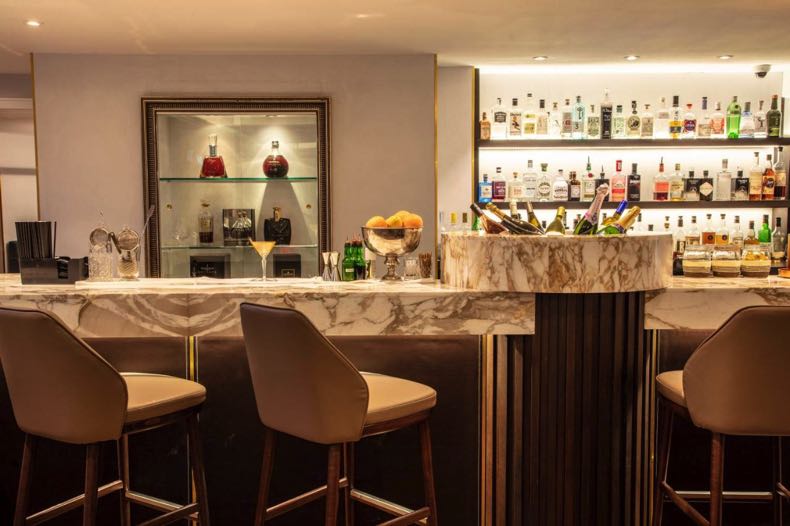 The Roseate Reading - Five Star Hotels