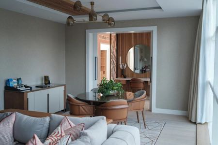 The Lowry Hotel - Five Star Hotels